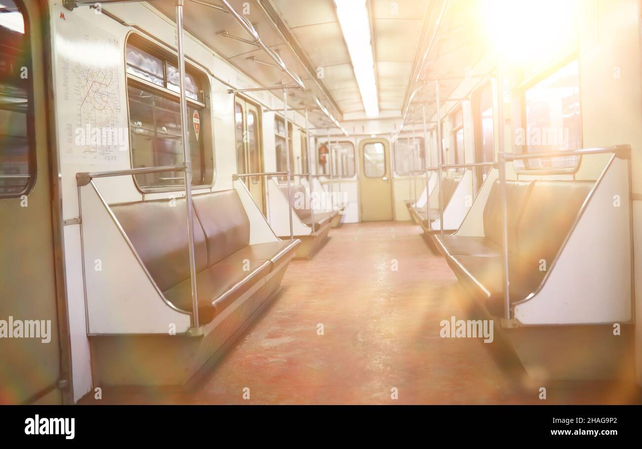 Subway car with empty seats. Empty subway car Stock Photo - Alamy