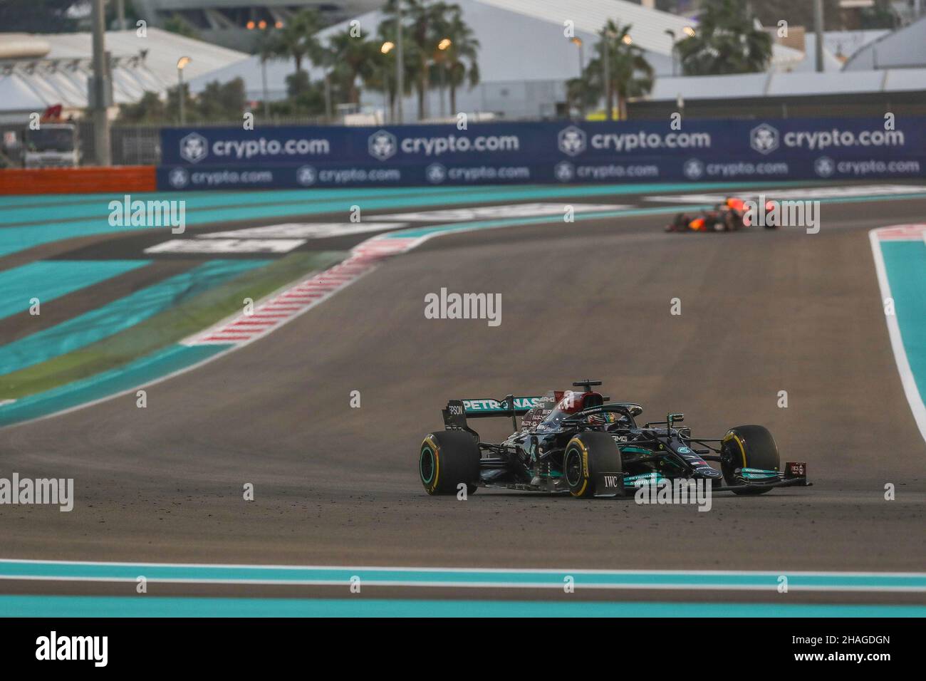 Verstappen hamilton 2021 abu dhabi hi-res stock photography and images ...
