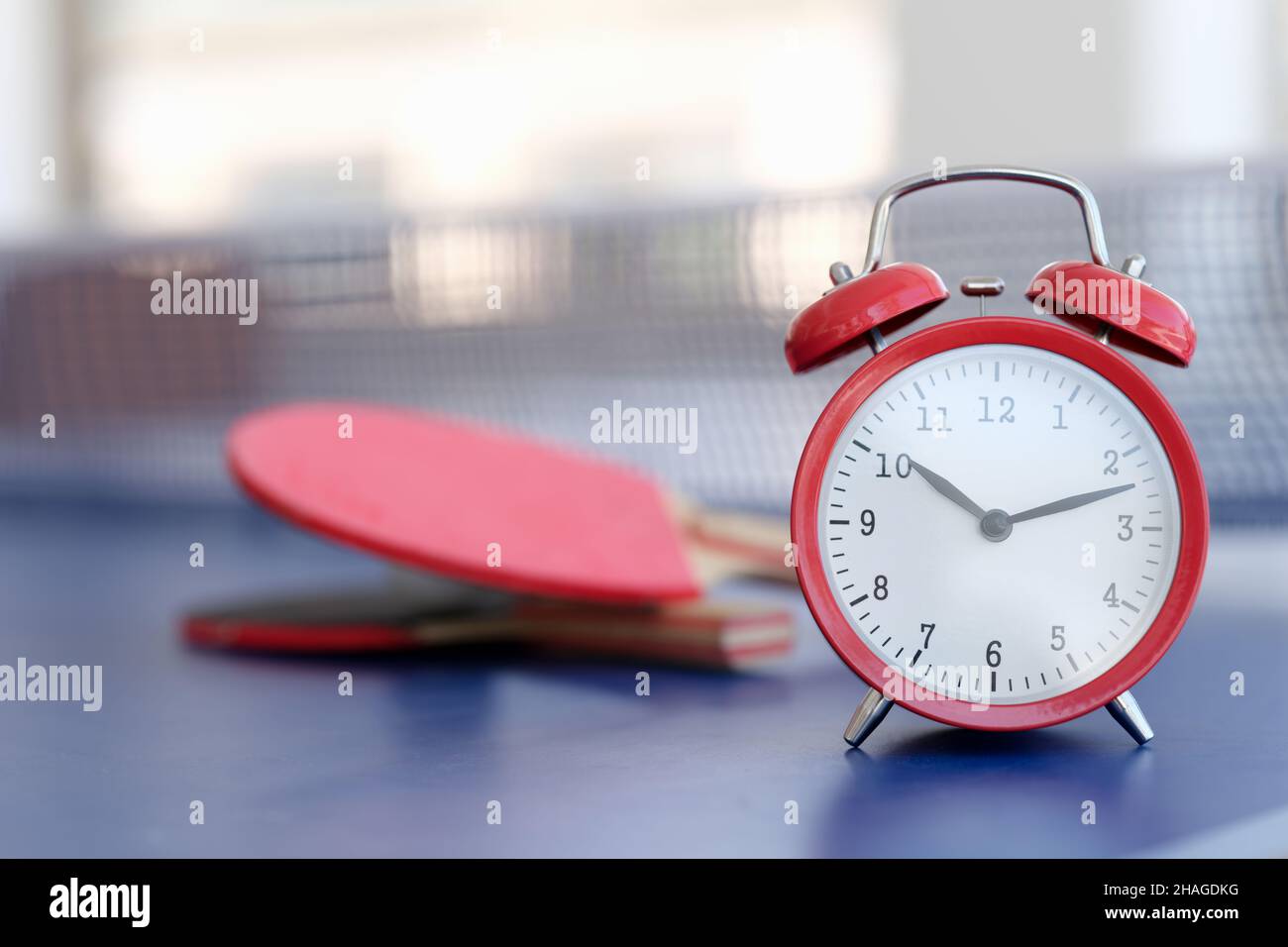 Office table tennis hi-res stock photography and images - Alamy