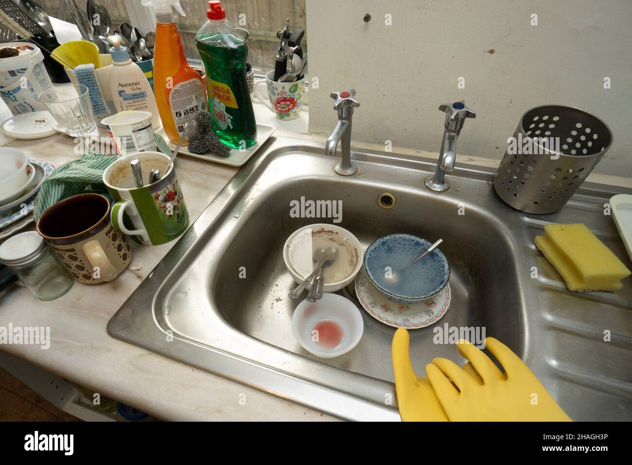 Leave the washing up til later hi-res stock photography and images - Alamy