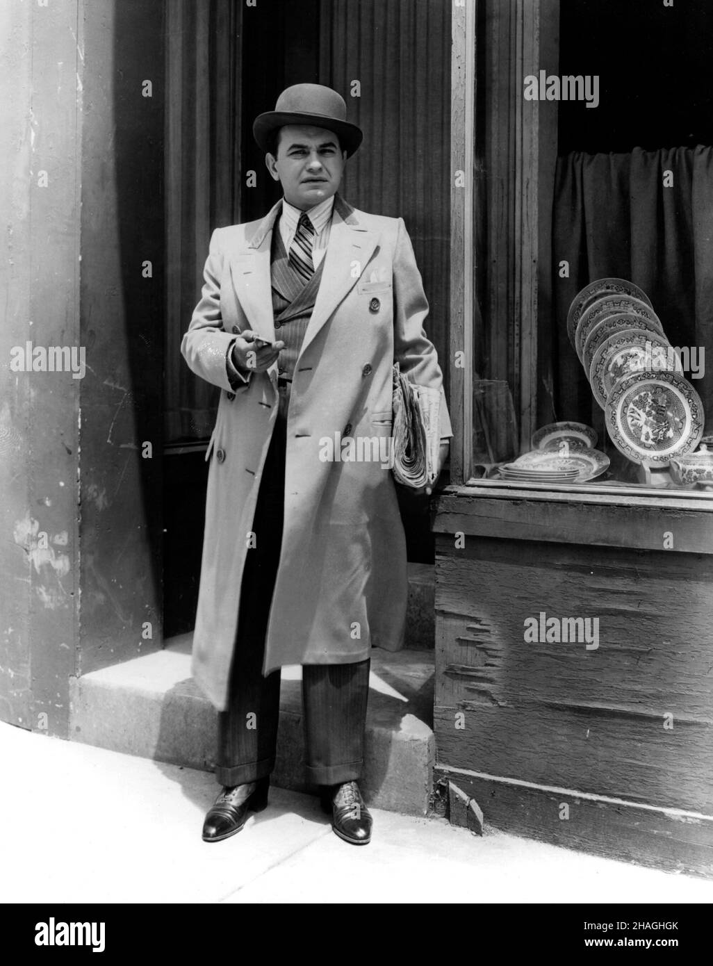 EDWARD G. ROBINSON in LITTLE CAESAR (1931), directed by MERVYN LEROY ...