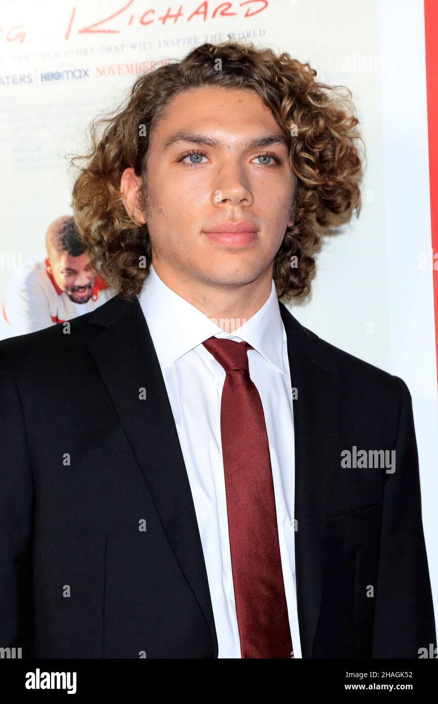 November 14, 2021, Los Angeles, CA, USA: LOS ANGELES - NOV 14: Elias ...