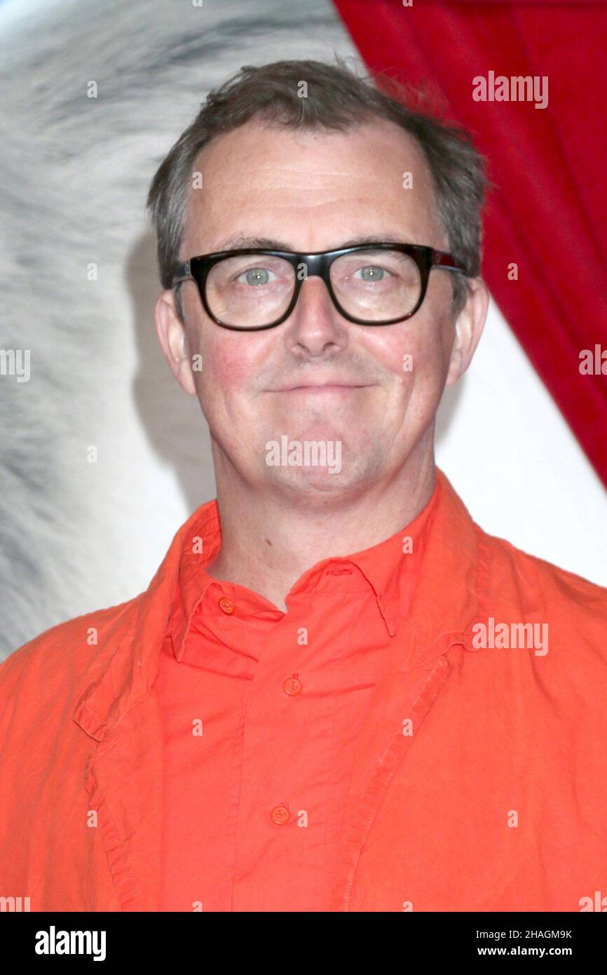 Los Angeles, CA. 12th Dec, 2021. Garth Jennings at arrivals for SING 2 ...