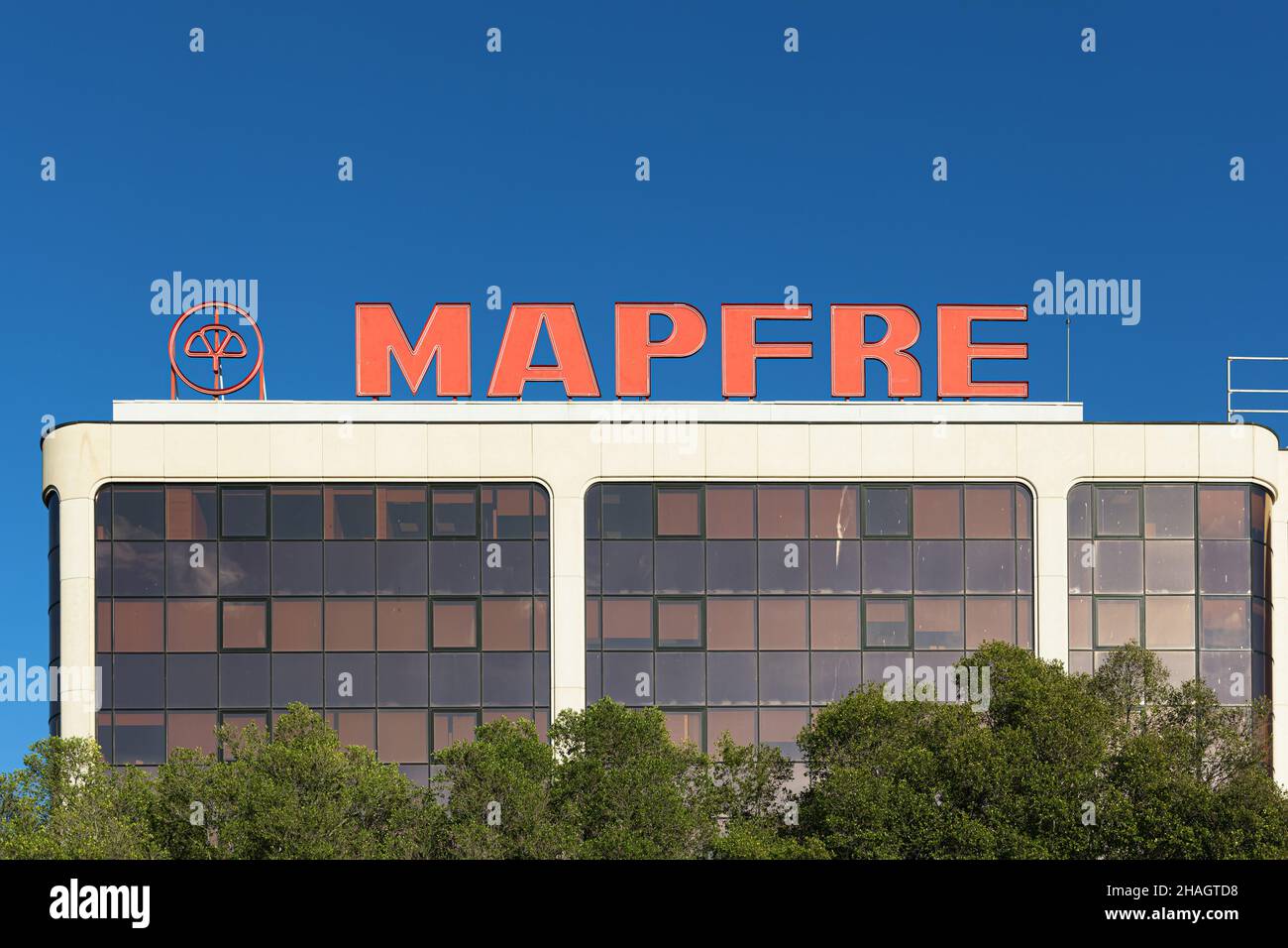 Mapfre logo hi-res stock photography and images - Alamy