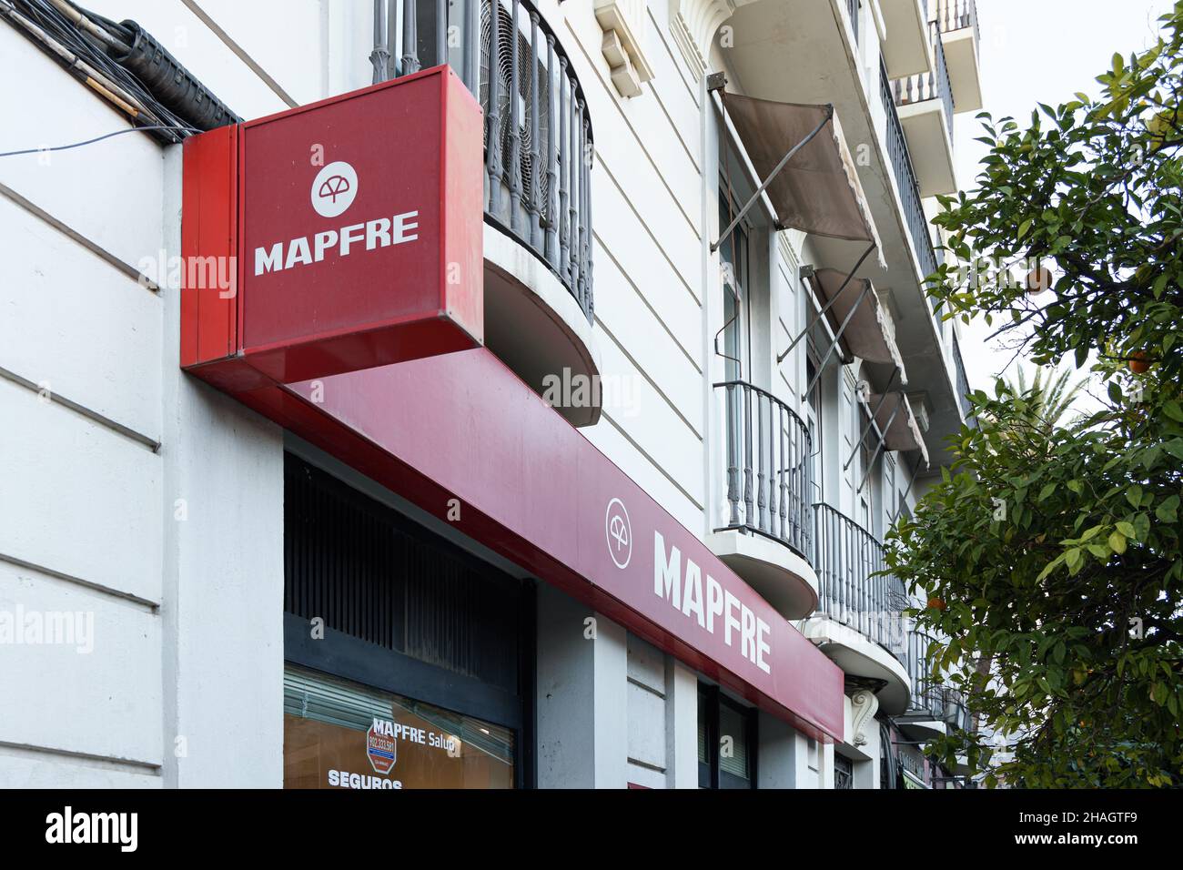 Mapfre medical office hi-res stock photography and images - Alamy