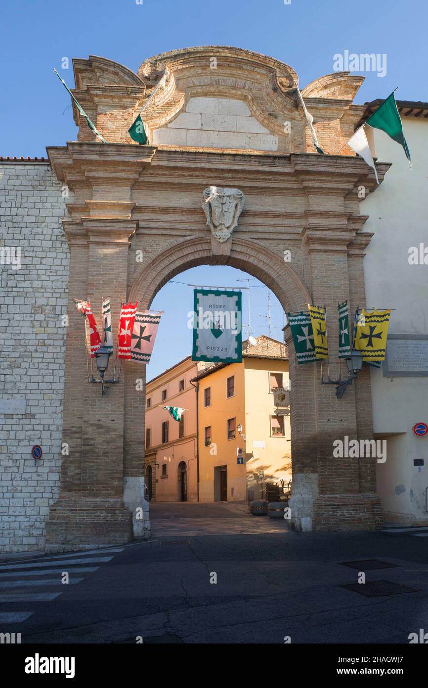 Old Town, Village, Porta Romana gate, San Gemini, Umbria, Italy ...