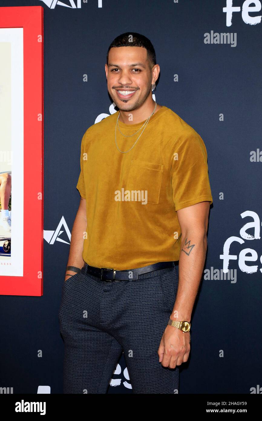 November 14, 2021, Los Angeles, CA, USA: LOS ANGELES - NOV 14: Samnas ...