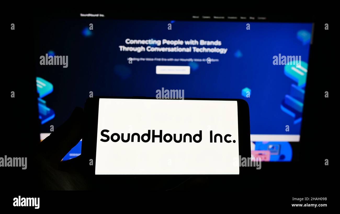 Speech logo hi-res stock photography and images - Alamy