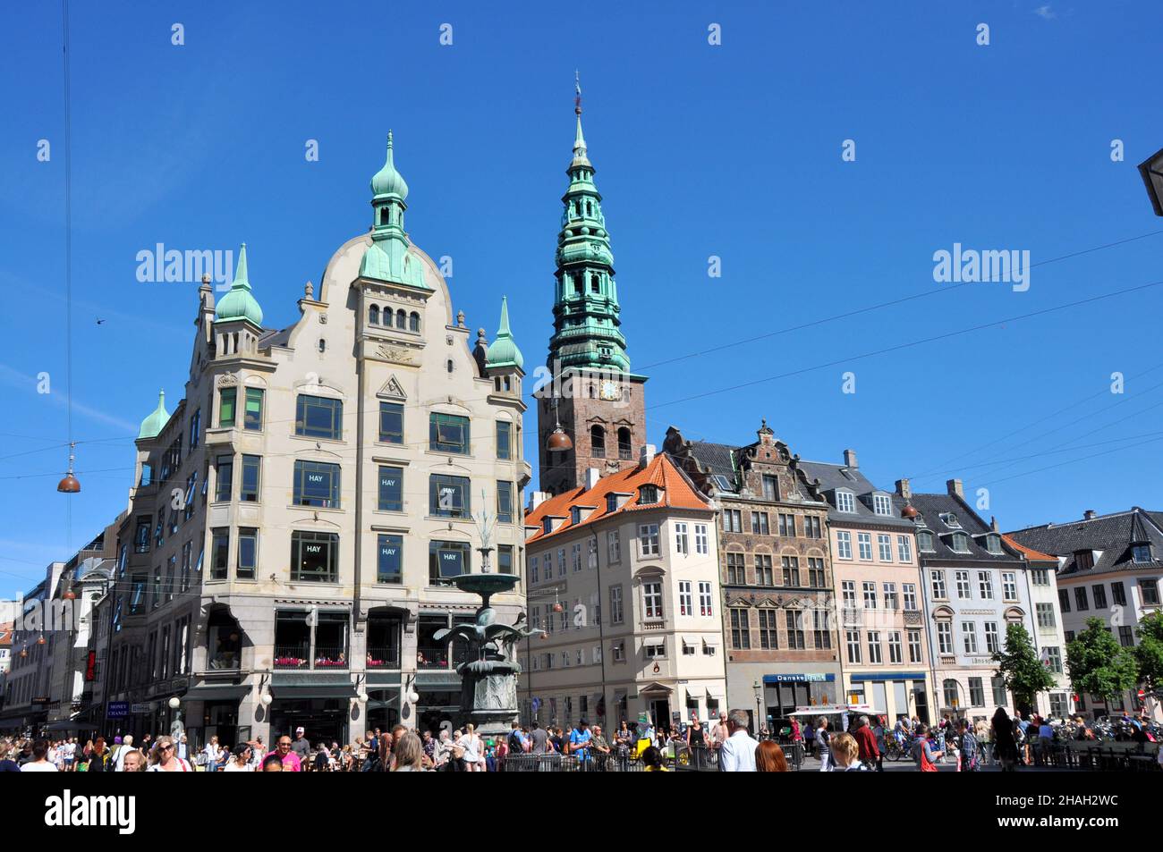 COPENHAGEN, DENMARK - Nov 05, 2021: Urban view of Copenhagen, Denmark ...