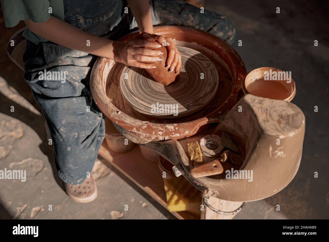 Female crafter hi-res stock photography and images - Alamy