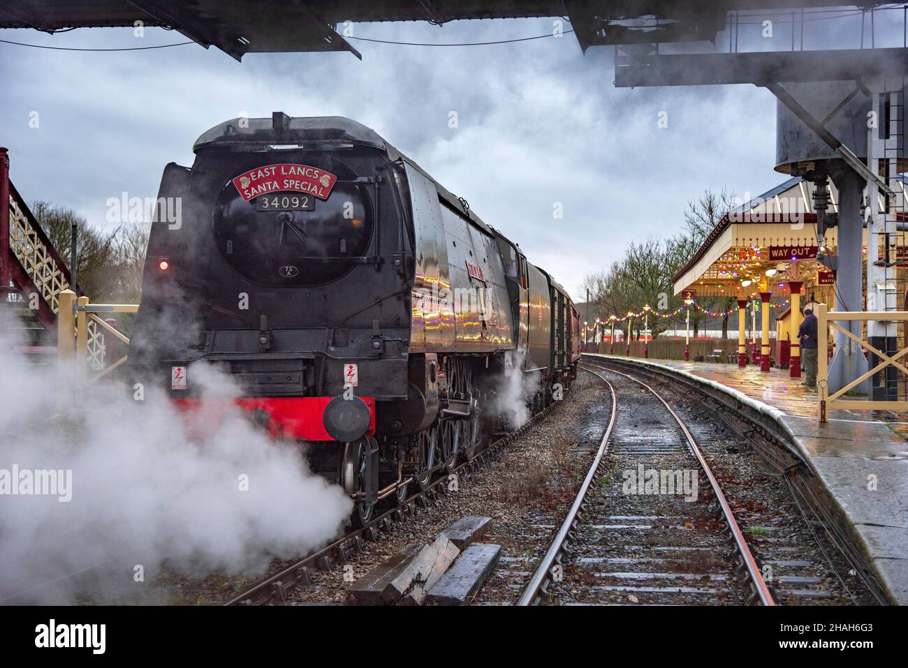 Heritage steam locomotive City of Wells pulls the Santa Special into ...