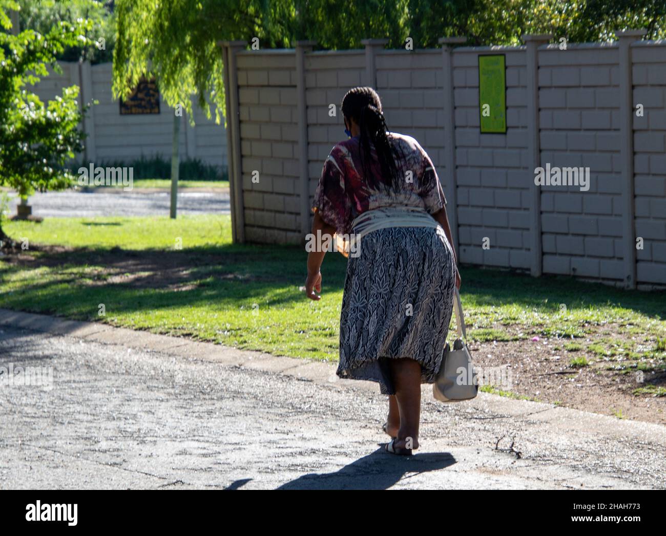 Unskilled labor hi-res stock photography and images - Alamy