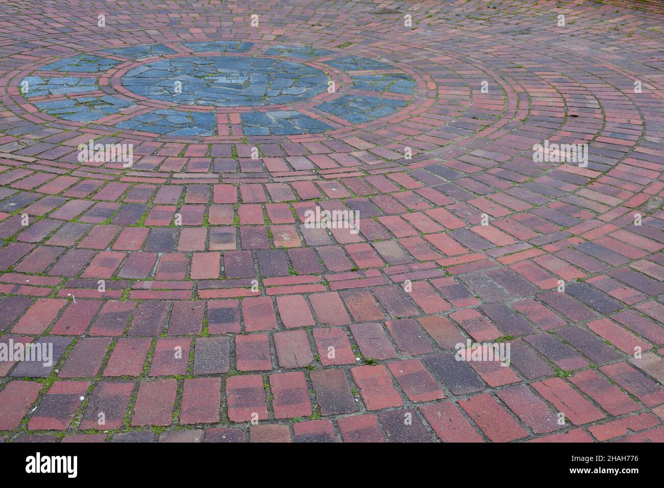 Paving circle hi-res stock photography and images - Alamy