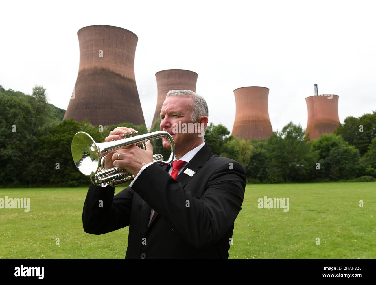 Jackfield Brass Band trumpet player Jason Pickin and the Irinbridge ...