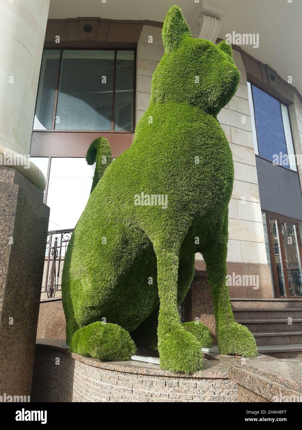 Decorative statue hi-res stock photography and images - Alamy