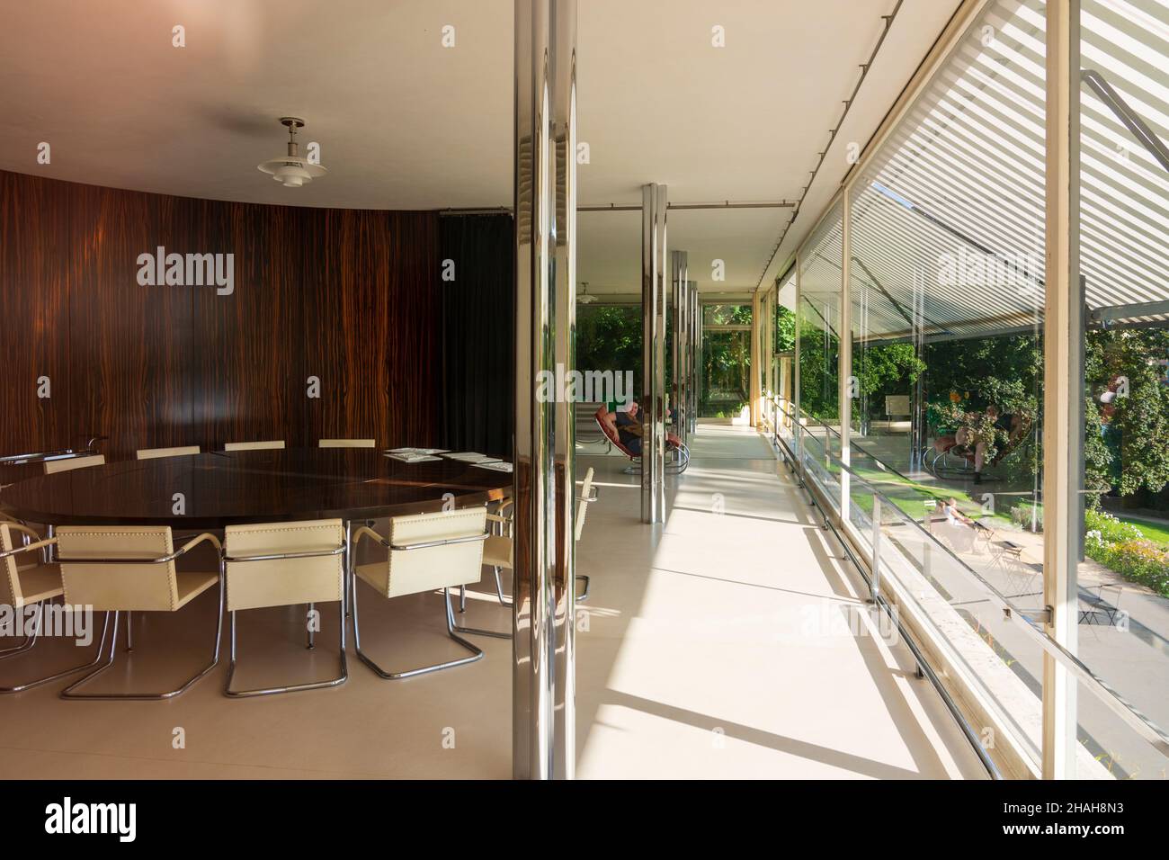 Brno (Brünn): Villa Tugendhat, house built according to plans by the ...
