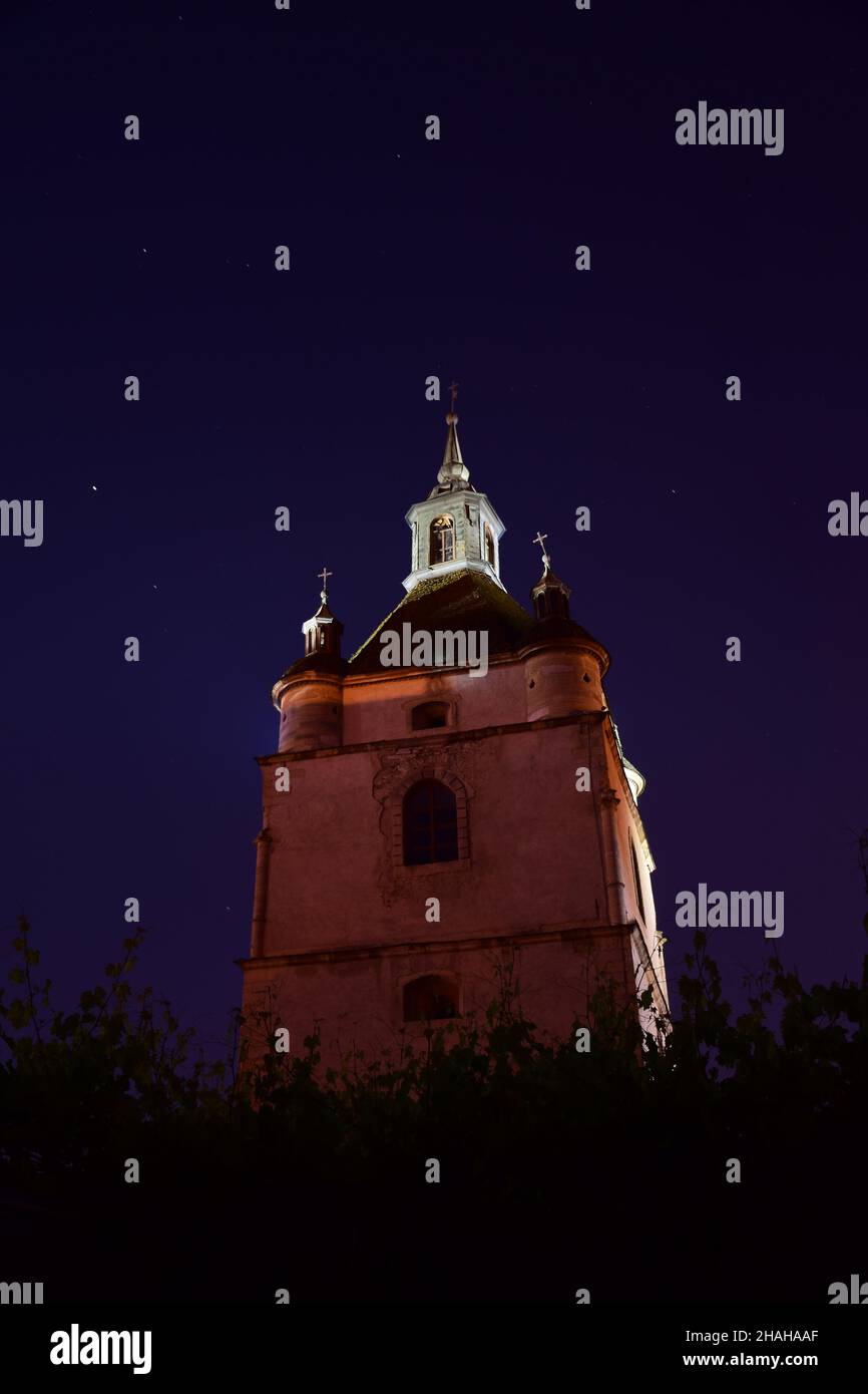 Well lit night sky hi-res stock photography and images - Alamy