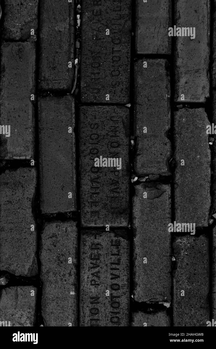 Stone lettering Black and White Stock Photos & Images - Alamy