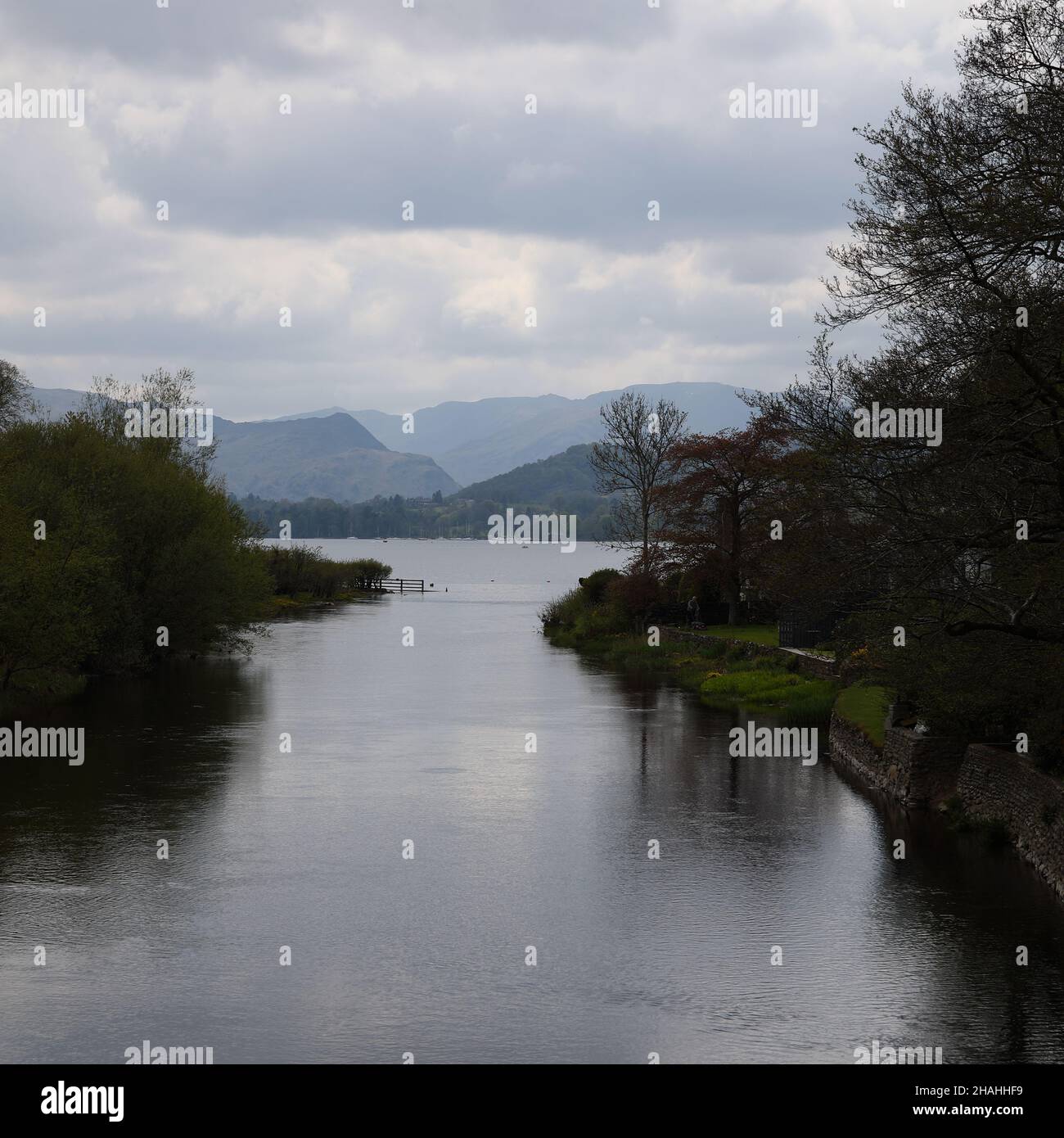 Pooley bridge village hi-res stock photography and images - Alamy