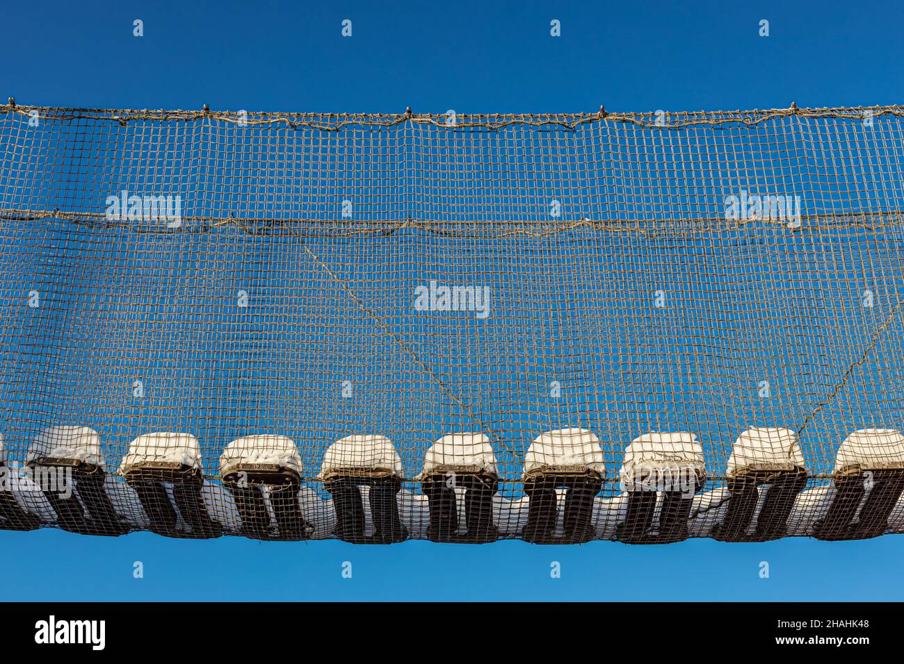 Rope railing hi-res stock photography and images - Alamy