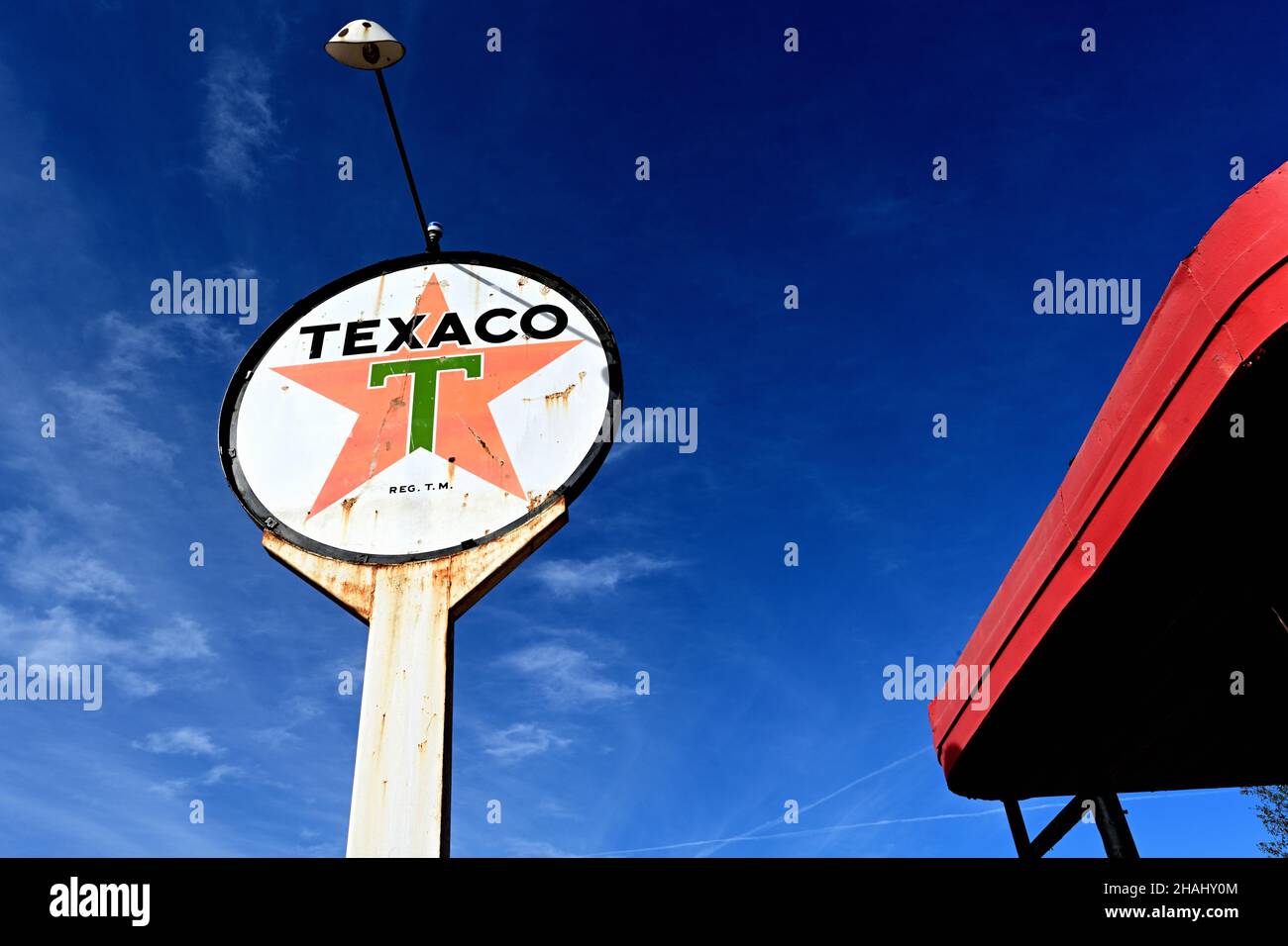 Old texaco gas station hi-res stock photography and images - Alamy