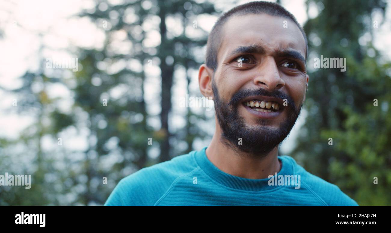 Wrinkling face hi-res stock photography and images - Alamy