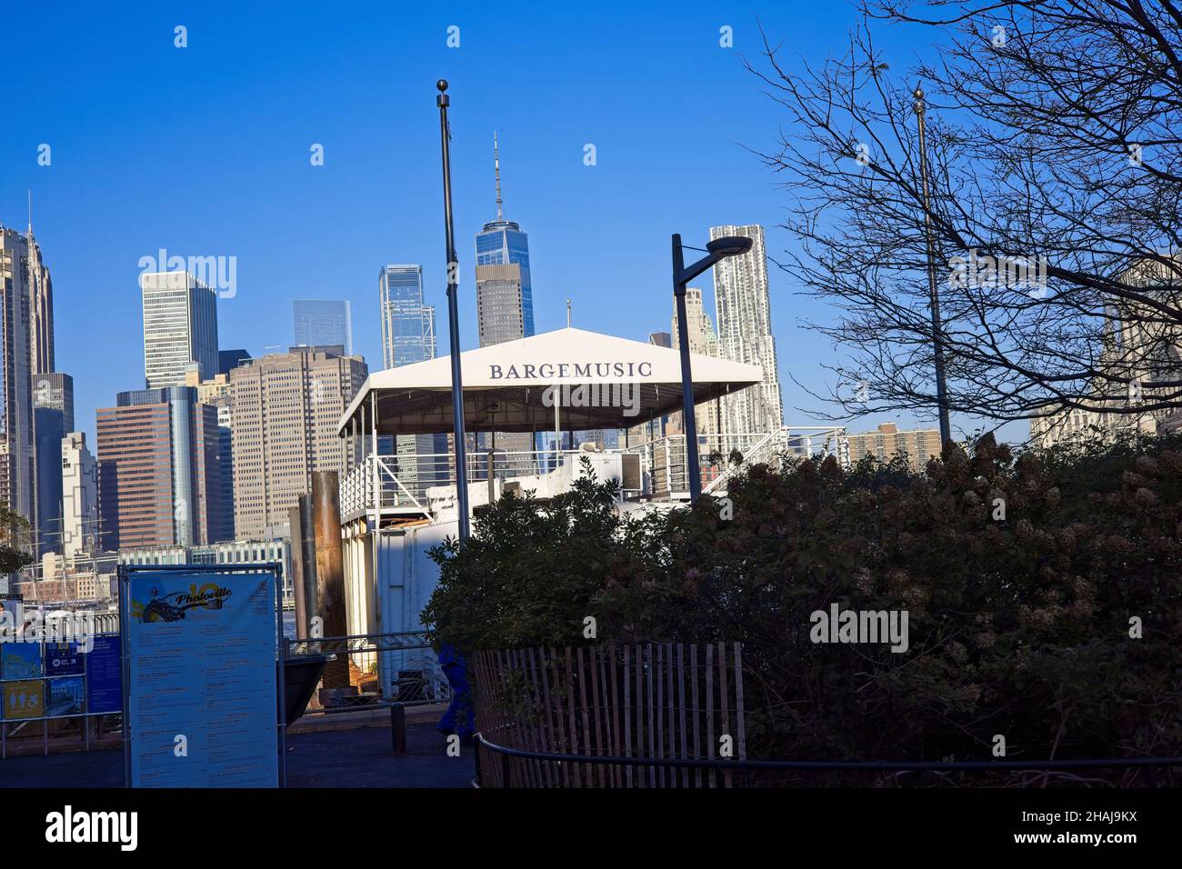 Barge music hi-res stock photography and images - Alamy