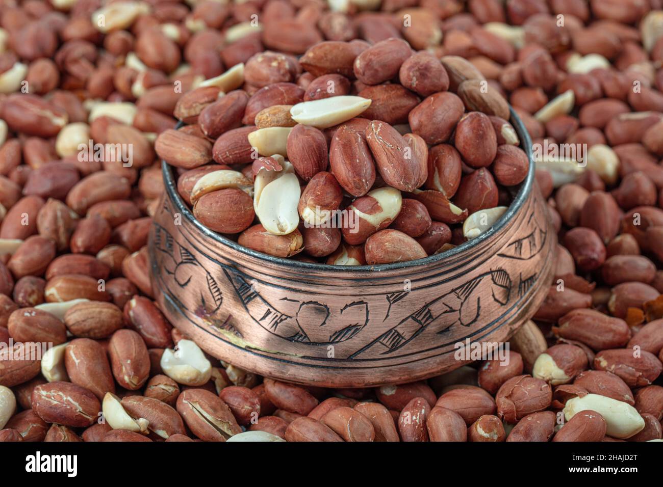 Peanut snack groundnut background pattern. Closeup whole peanut ...