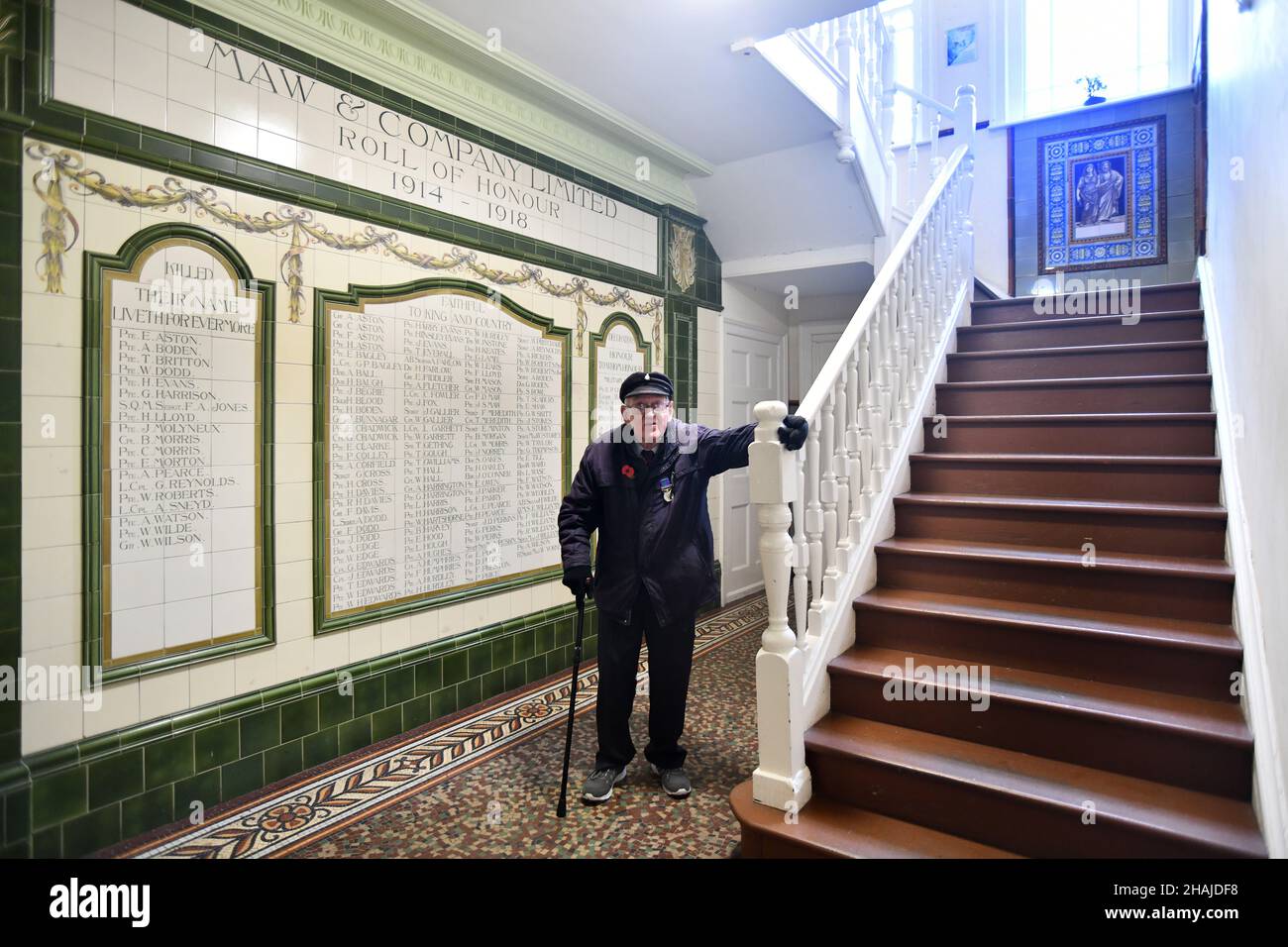 Maws tiles hi-res stock photography and images - Alamy