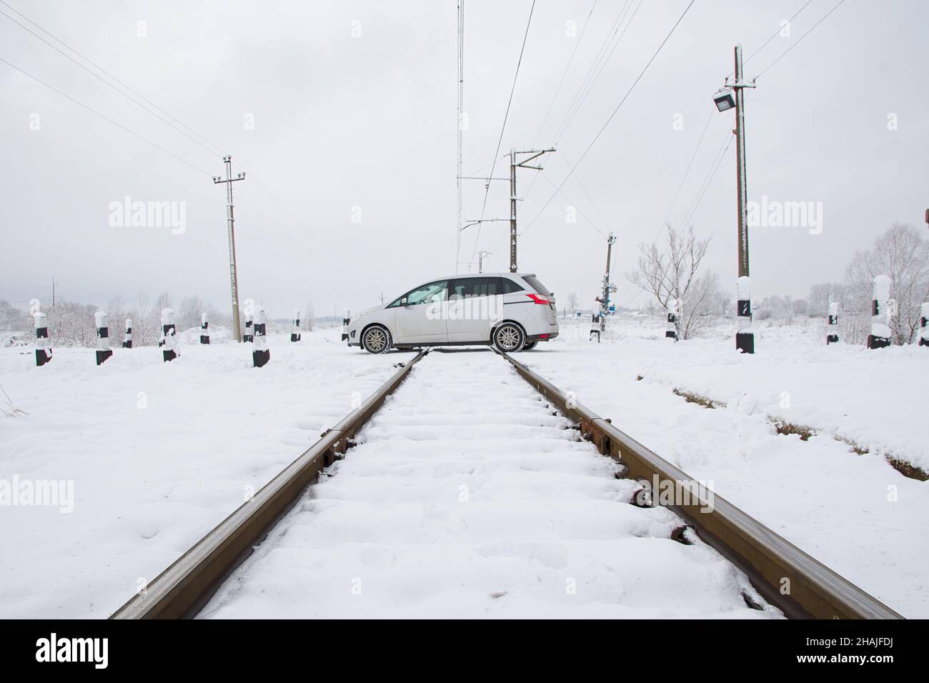 Railroad crossing sign winter hi-res stock photography and images - Alamy