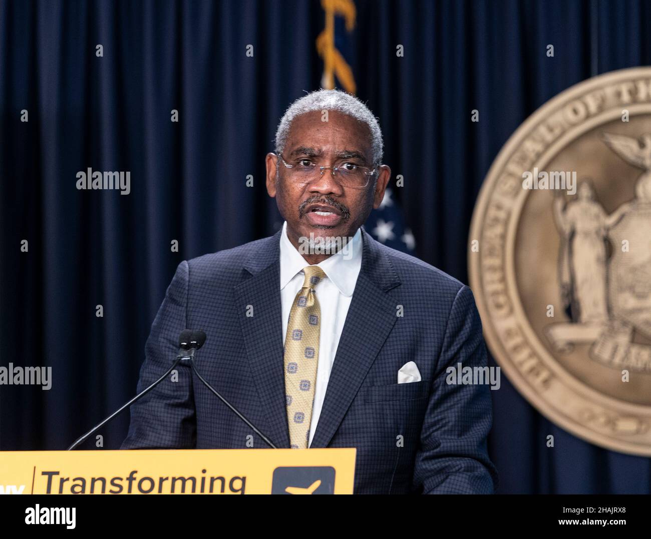 Governor of new york congressman hi-res stock photography and images ...