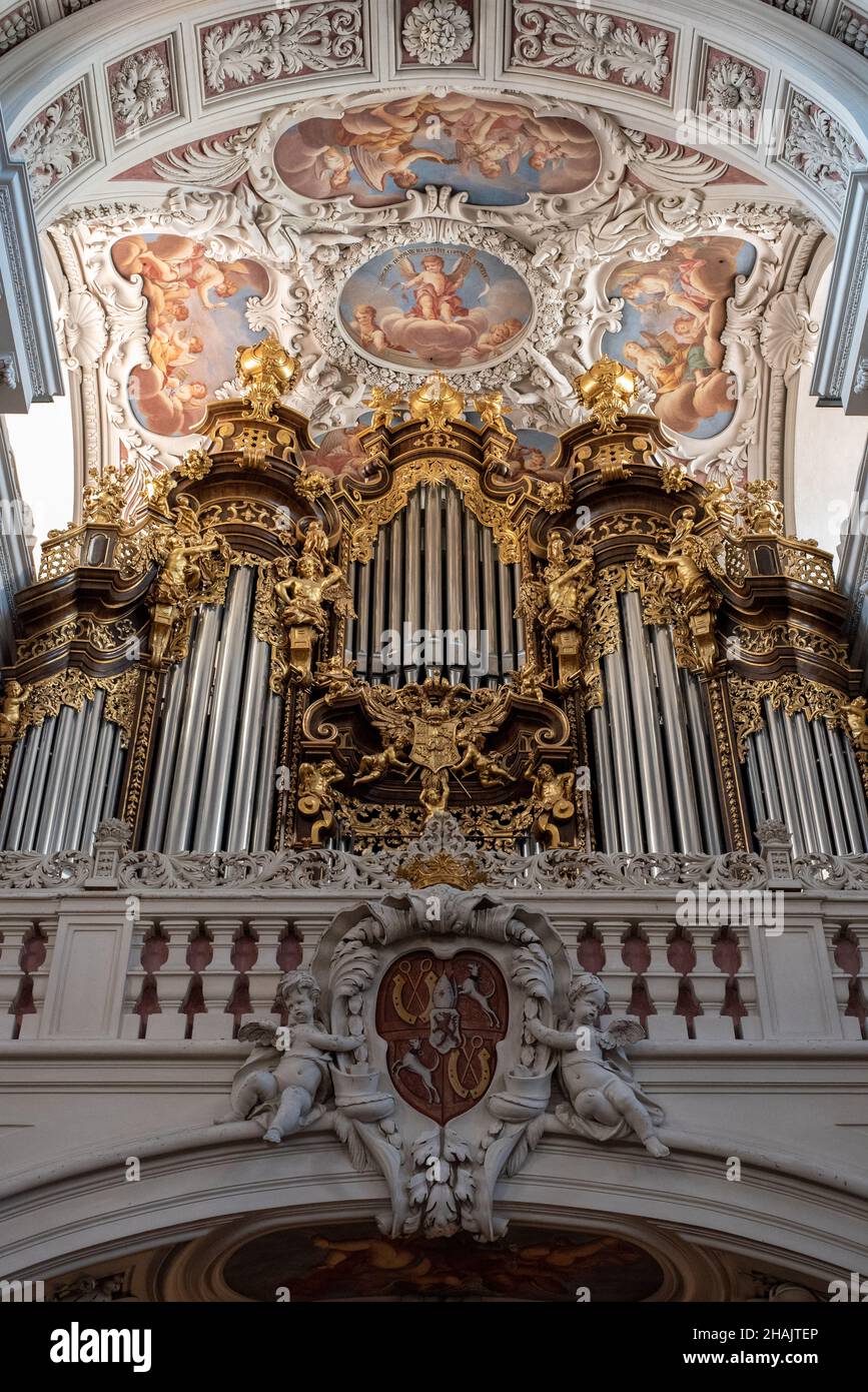 The world's largest organ in the cathedral of Passau in Bavaria ...