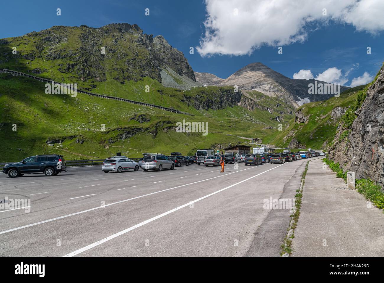 Block handling (Blockabfertigung) at Grossglockner Hochalpenstrasse ...