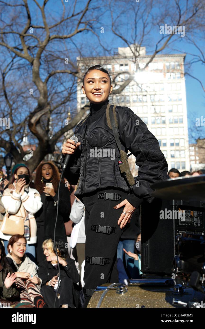 New York, New York, USA. 13th Dec 2021. British pop-star Joy Crookes ...
