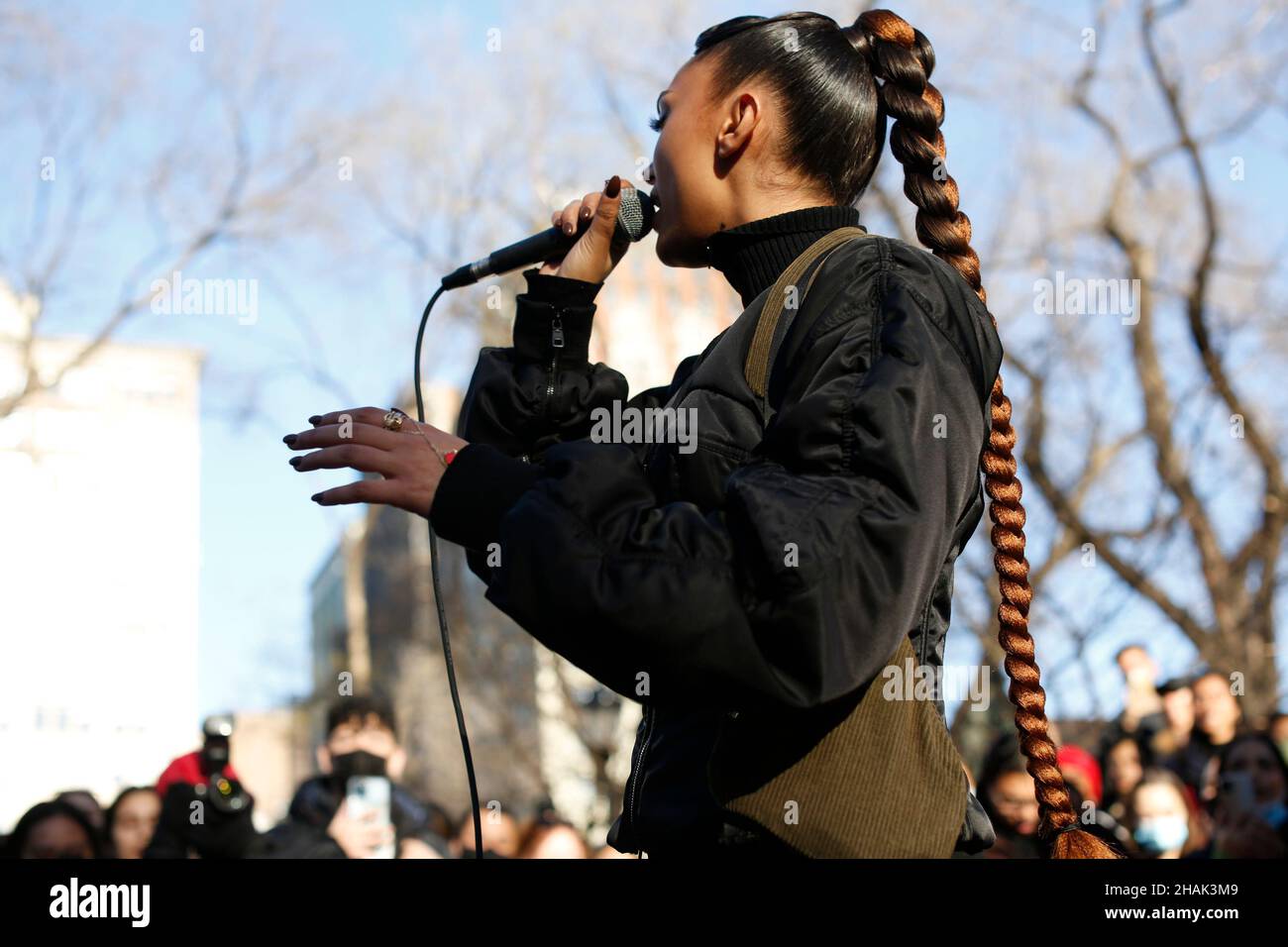 New York, New York, USA. 13th Dec 2021. British pop-star Joy Crookes ...