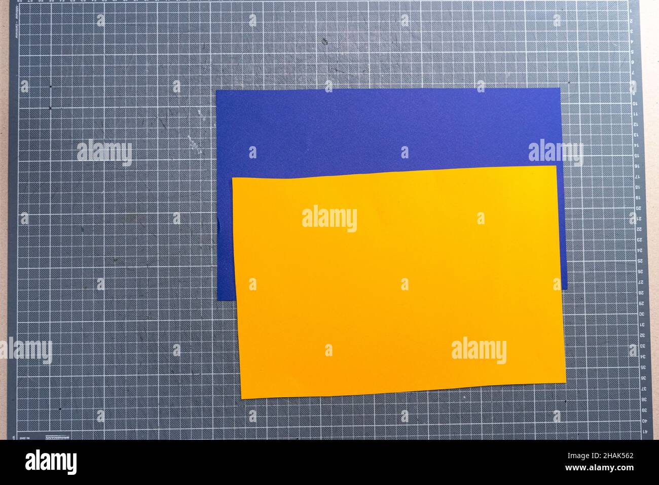 Different colored paper for background Stock Photo - Alamy