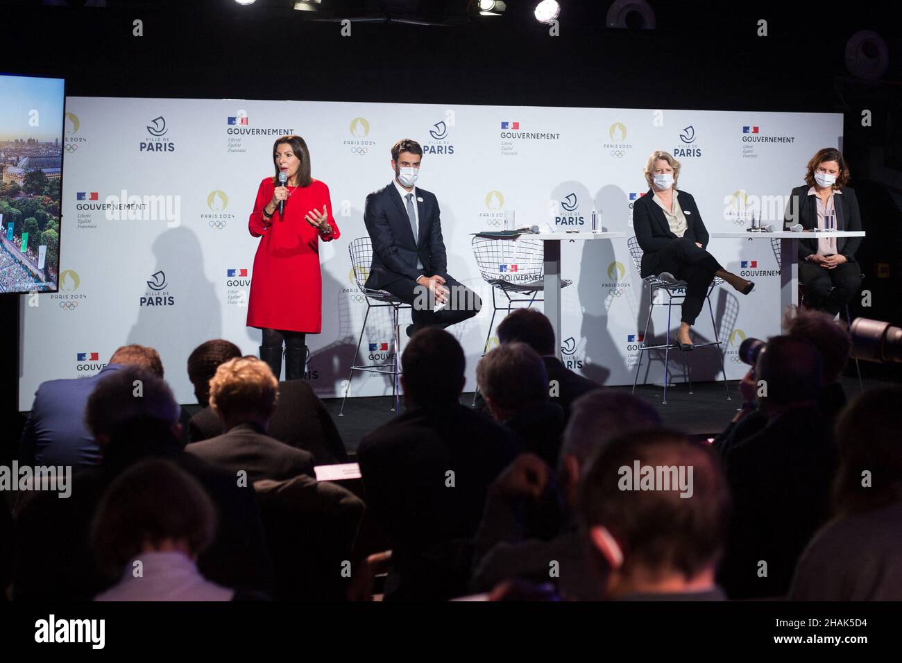 Anne Hidalgo, Mayor of Paris, Tony Estanguet, President of Paris 2024 ...