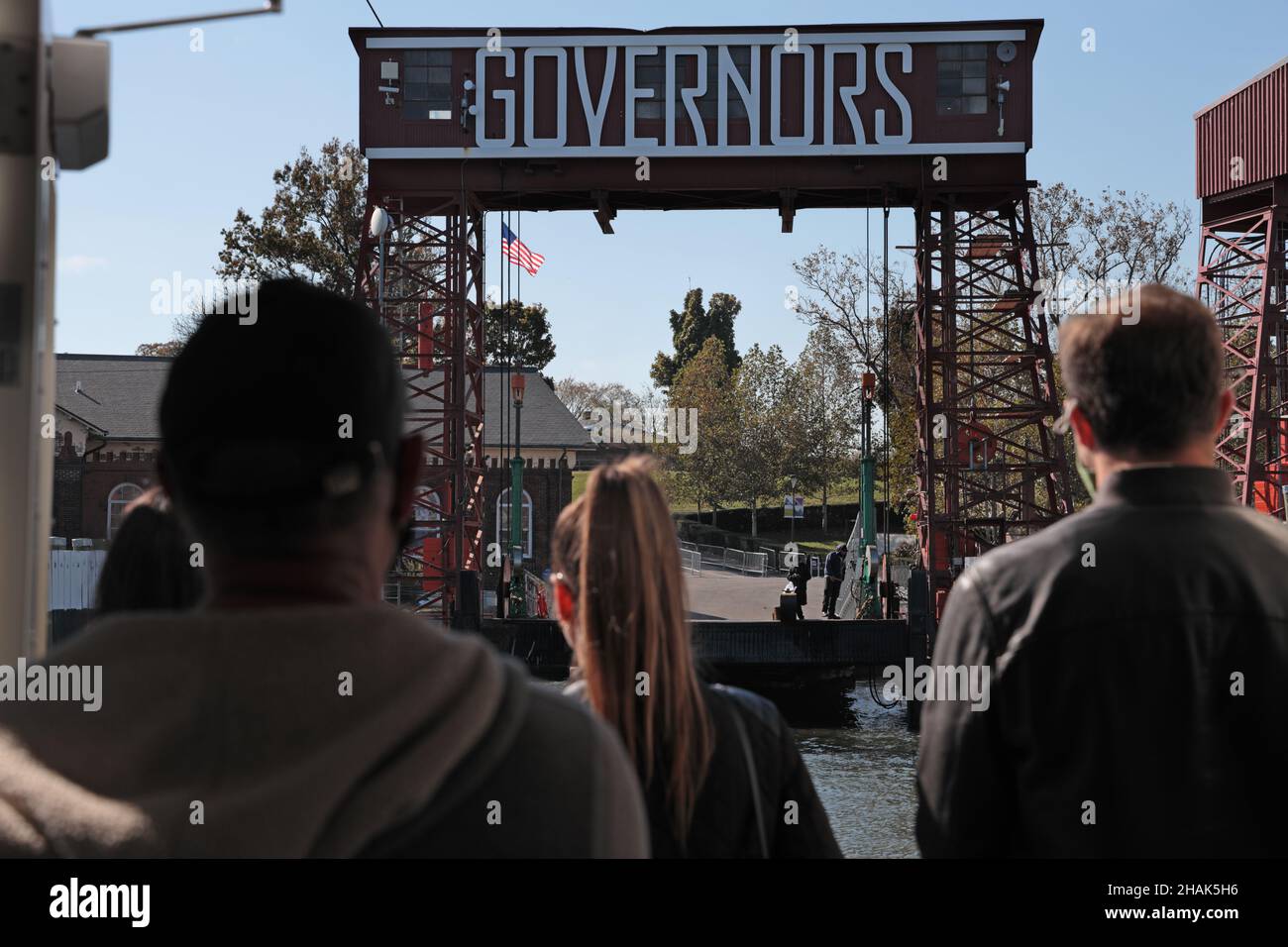 Governors island ferry hi-res stock photography and images - Alamy
