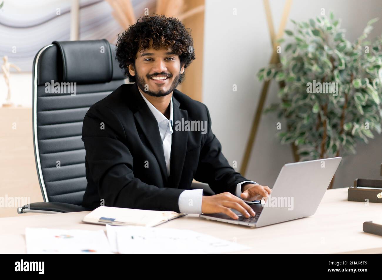 Corporate portrait of ceo hi-res stock photography and images - Alamy