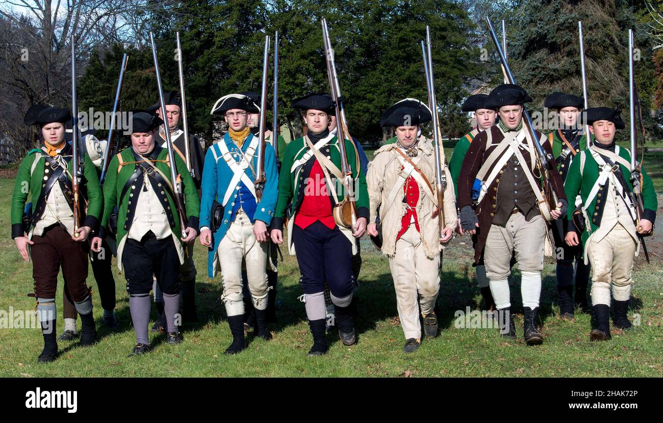 Revolutionary war cannons at night hi-res stock photography and images ...