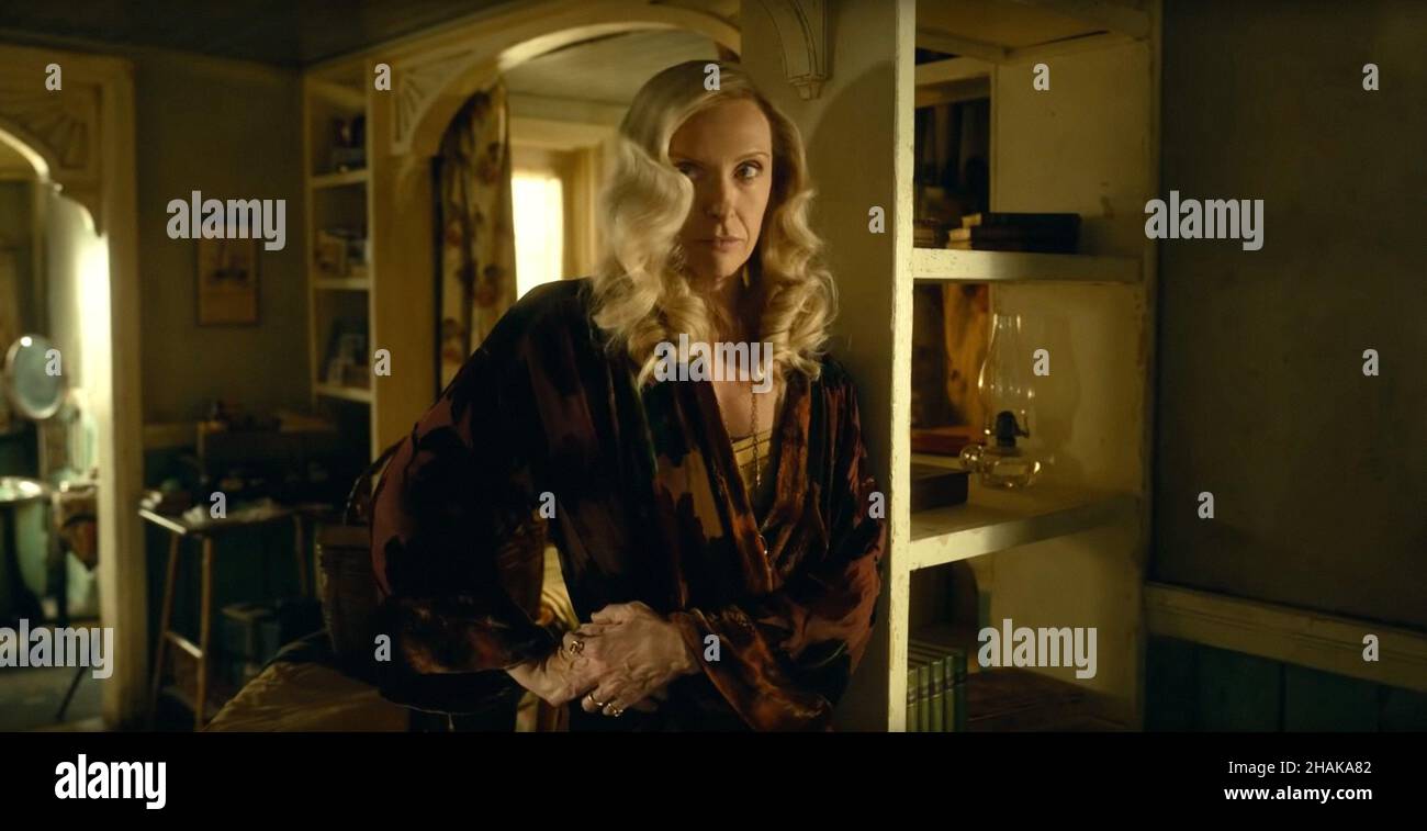 NIGHTMARE ALLEY, Toni Collette, 2021. © Searchlight Pictures / Courtesy ...