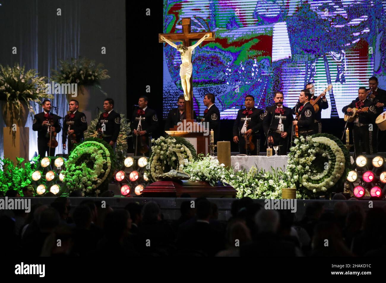Vicente fernandez funeral hi-res stock photography and images - Alamy