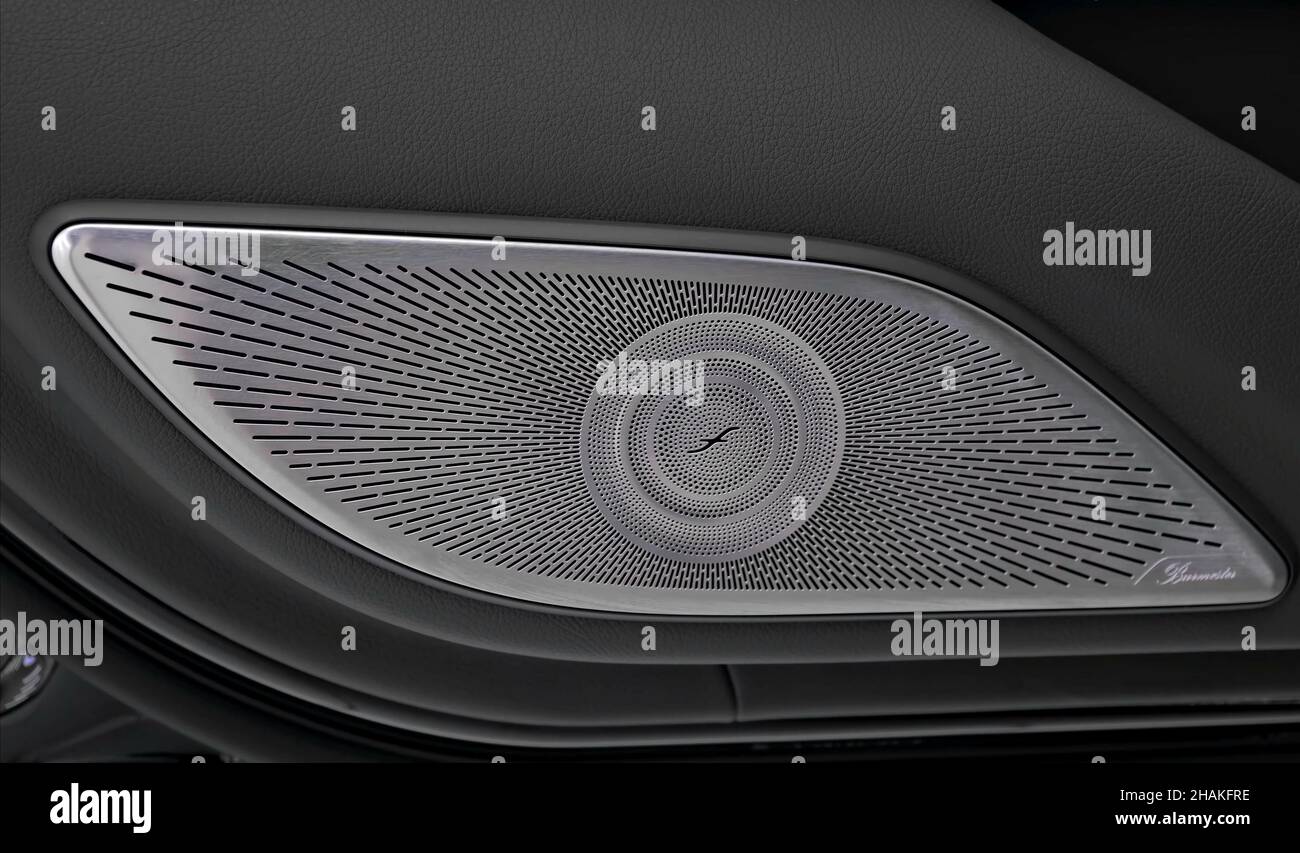 Mercedes Maybach S Class - Luxurious, Comfortable And Modern Car ...