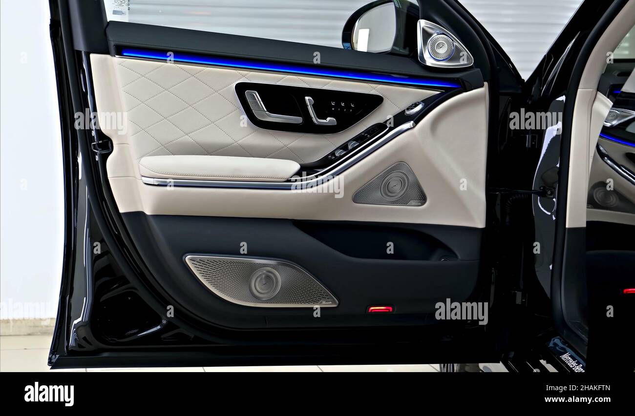 Mercedes Maybach S Class - Luxurious, Comfortable And Modern Car ...