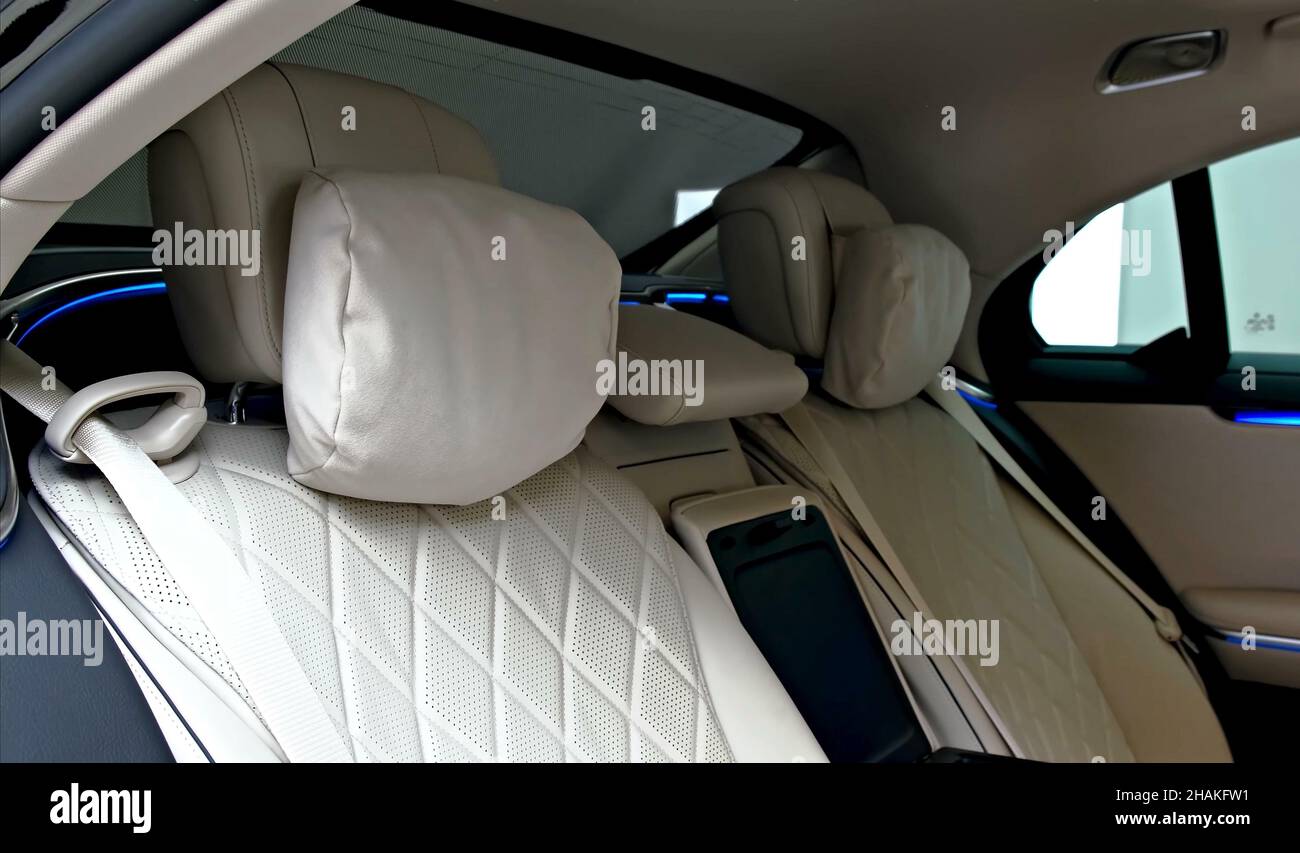 Mercedes Maybach S Class - Luxurious, Comfortable And Modern Car ...