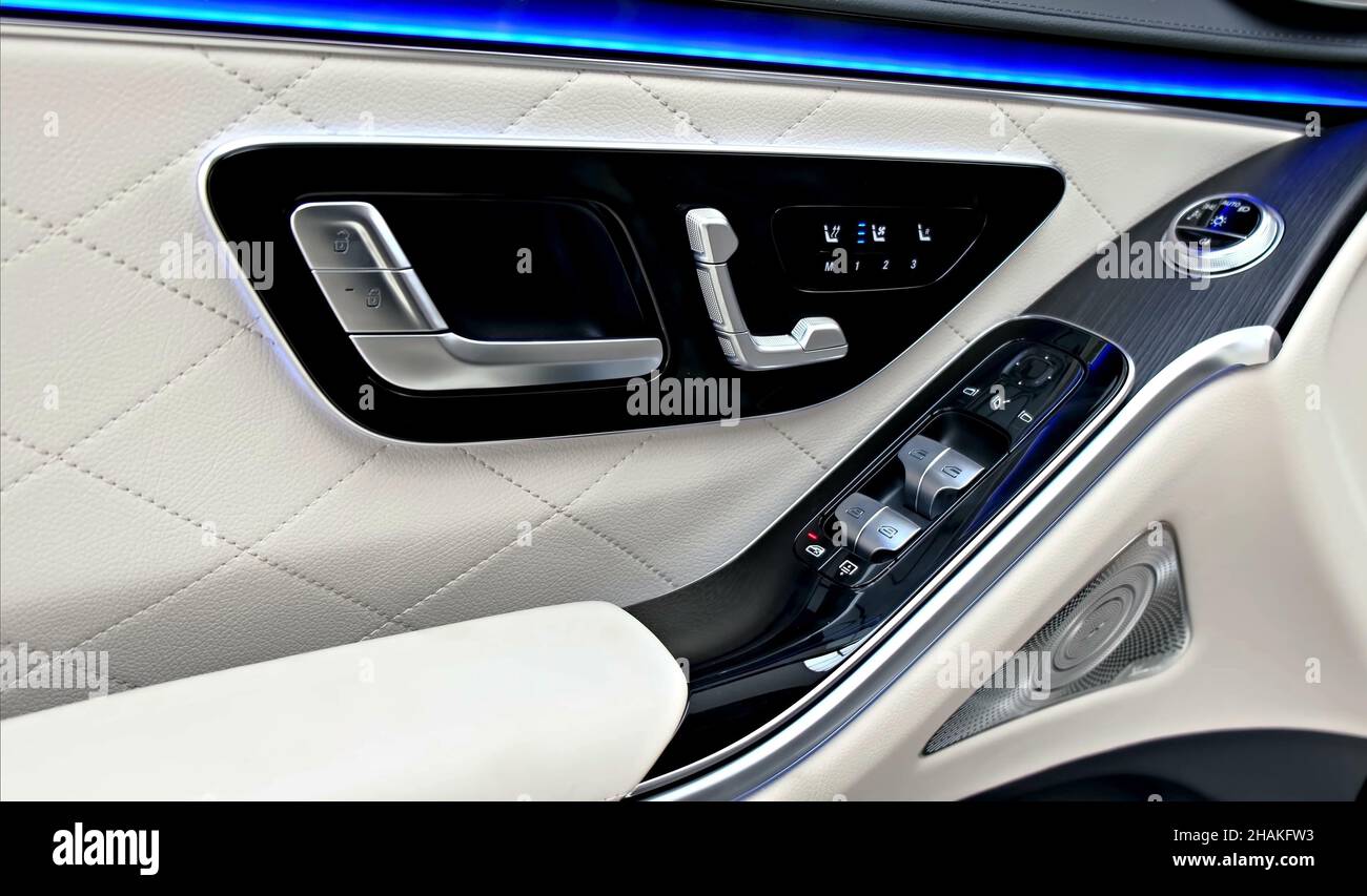 Mercedes Maybach S Class - Luxurious, Comfortable And Modern Car ...