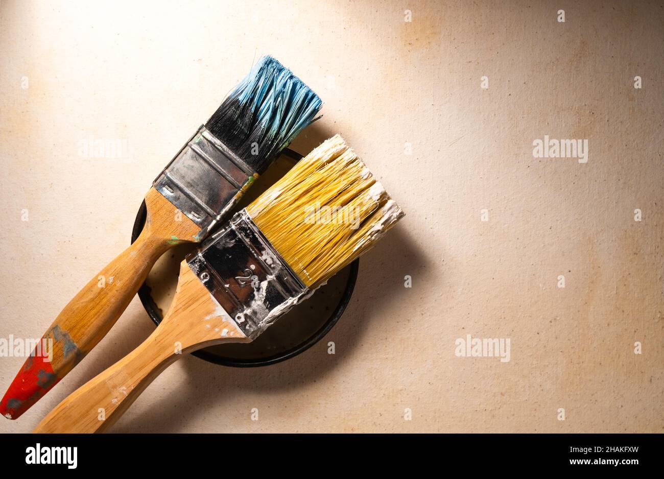 Close up paint brush hi-res stock photography and images - Alamy