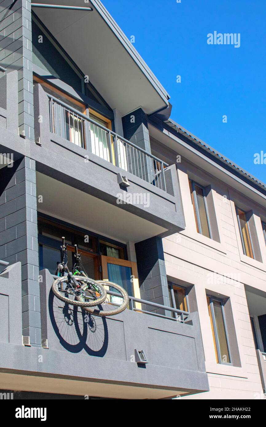 Bikes on the balcony of a Thredbo lodge Stock Photo - Alamy