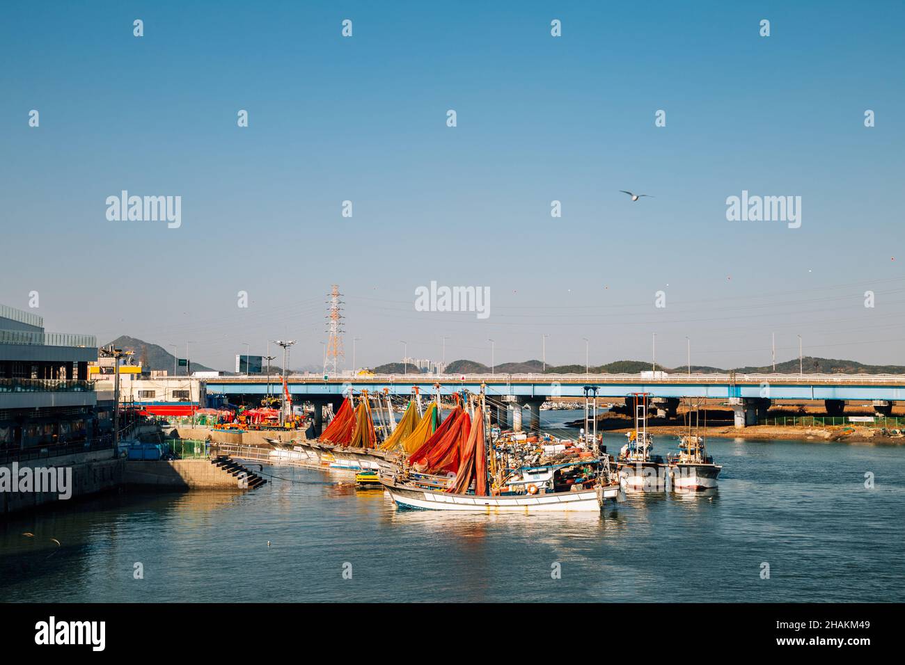 Soraepogu fish market and port in Incheon, Korea Stock Photo - Alamy