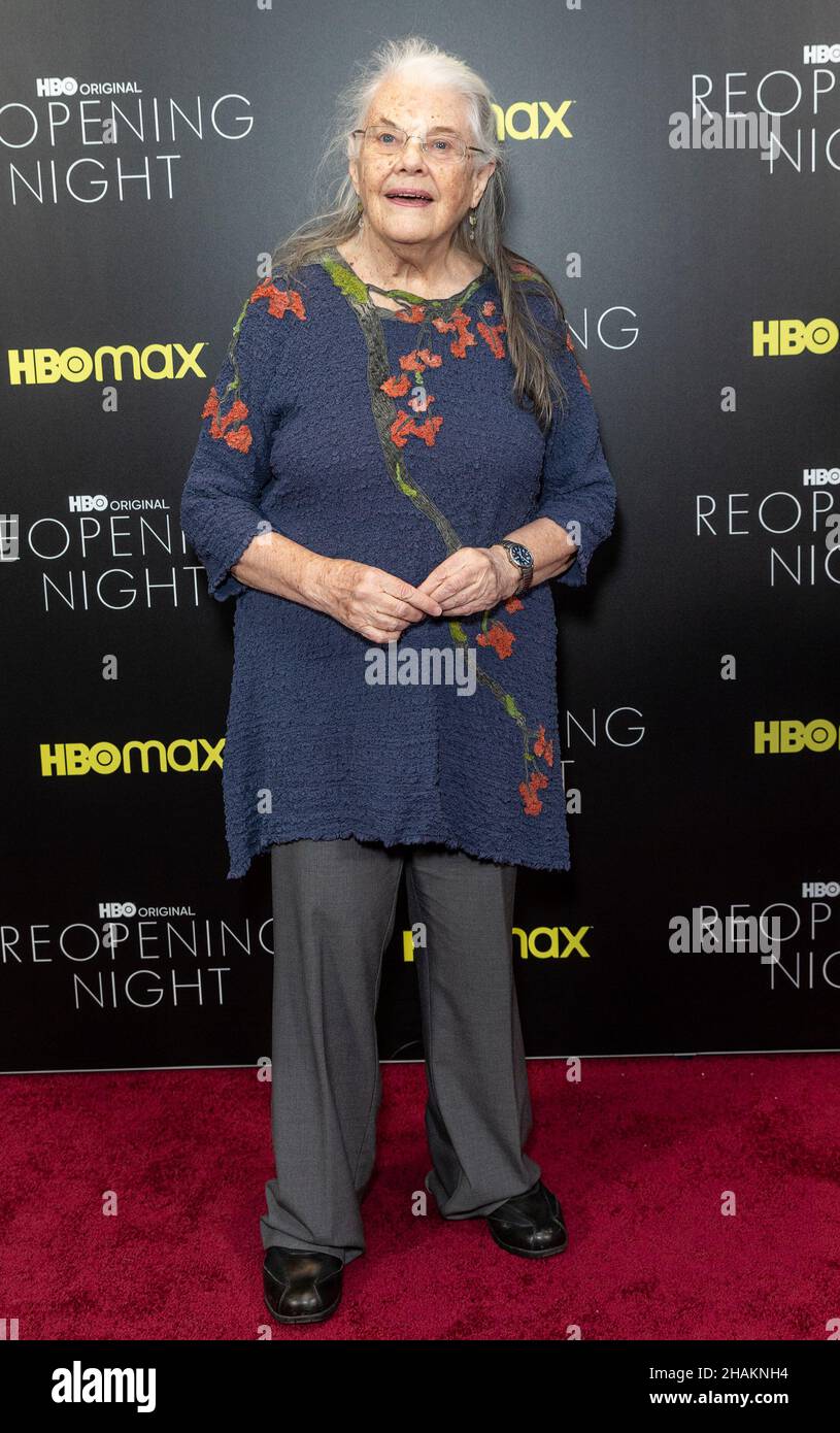 New York, USA. 13th Dec, 2021. Lois Smith attends the "ReOpening Night ...